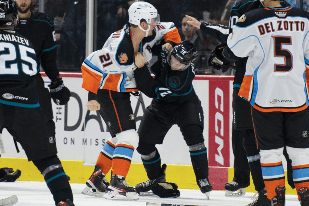 GOTTA SEE IT: Eklund Gets Into 1st Pro Fight | San Jose Hockey Now