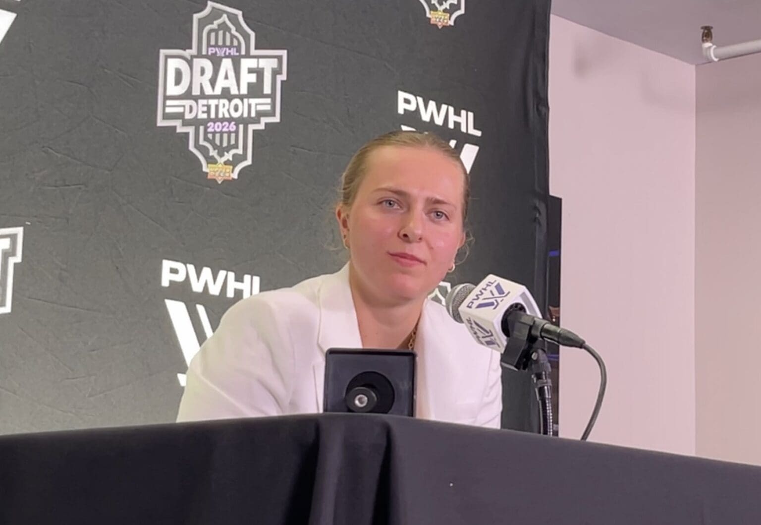 PWHL San Jose Drafts Lily Shannon, Mckenna Van Gelder, Reichen ...